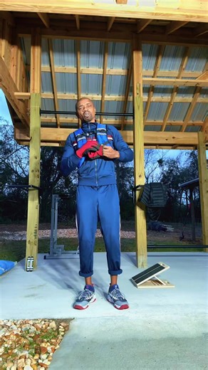 Calisthenics versus Bodybuilding (weightlifters) #calisthenics #bodyweight #genx