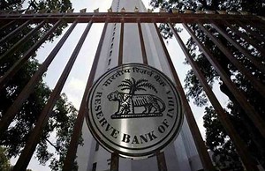 कटे-फटे नोटों की वापसी पर RBI ने किया संशोधन, रिफंड को लेकर जान लें ये नियम