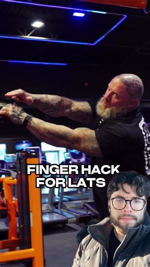 Odye • Fitness Coach on Instagram: "You’re doing the same exercise… but biasing a completely different muscle. Pulling movements? Load the bottom fingers and you’ll feel more lat. Load the top fingers and it shifts more upper back. That’s assuming your setup isn’t trash. If the rest of your form isn’t locked in, this won’t magically save you. It goes for other muscle groups too! Leg pressing patterns? Drive through the big toe and you bias more teardrop and adductors. Shift toward the outer edge