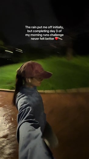 Day 3 of my morning runs challenge completed 💪 #movingabroadinyour30s #2026goals #livinginspain #malagalifeinspain #mindsetmotivation