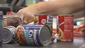 Memphians stock up on non-perishable food ahead of snow and extreme cold