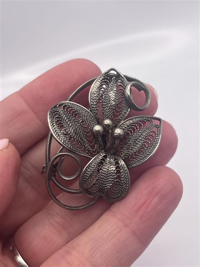 Vintage Silver Filigree Flower Brooch - Etsy