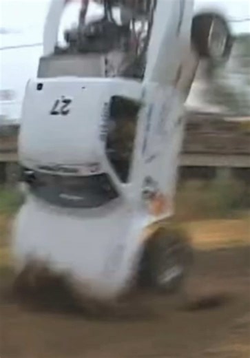 Desert racing at its peak #numetal #2000s #glamis #prerunner #koh