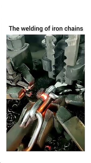 The welding process of iron chains typically