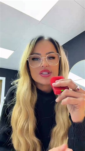 Not every face needs more filler ✋✨ Not every trend suits every client 💭 And not every clinic will tell you the truth 👀 At Angie Monroe Hair Beauty Aesthetics Clinic, we don’t copy and paste treatments 💉🤍 We assess, we listen, and we customise based on you Sometimes that means less product ✨ Sometimes it means a different approach 🔍 And sometimes it means saying no, because your face deserves honesty, not hype 💬 Confidence comes from knowing you’re in safe, experienced hands 🖤 If you’ve b