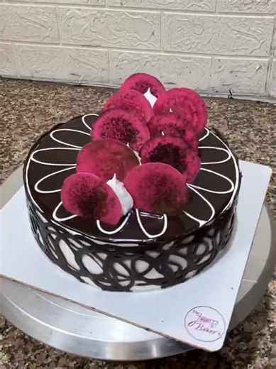 Chocolate Cake Design Tutorial