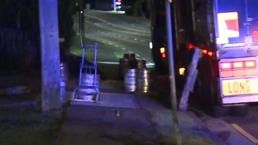 Thieves pinch beer barrels after helping driver