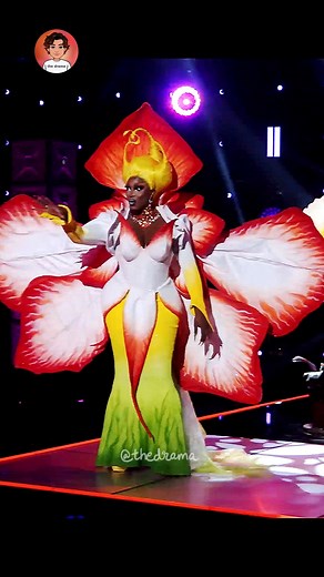 thedrama on Instagram: ""Biggest Dress on Drag Race Runway" 🌻 #dragrace . . . . . . . . . . . . . . . . . . . . . . . . . . . . . . . . . . . .rpdr, rupaul's drag race season 17, all stars, pit stop, the drama, drag queens, season 17 untucked, monet x change, sasha colby lip sync, sasha colby runway, sasha fierce, beyonce, diva, remix, tiktok, beyonce album, new song, beyonce remix, beyonce live, beyonce tour, rpdr, rupaul's drag race season 17, all stars, pit stop, the drama, drag queens, seas