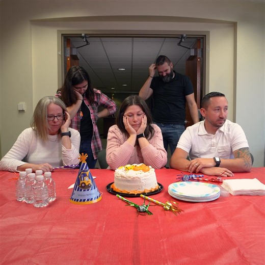 When you don't know your vehicle height, no one's smiling.🙄 Bridge strikes put safety at risk and cause major delays.⏱️ Measure. Plan. Prevent.✅ #checkyourheightknowitsright | NYS Thruway Authority