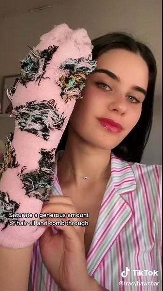 Hair Slugging: Get Silky Smooth Hair with This Technique!