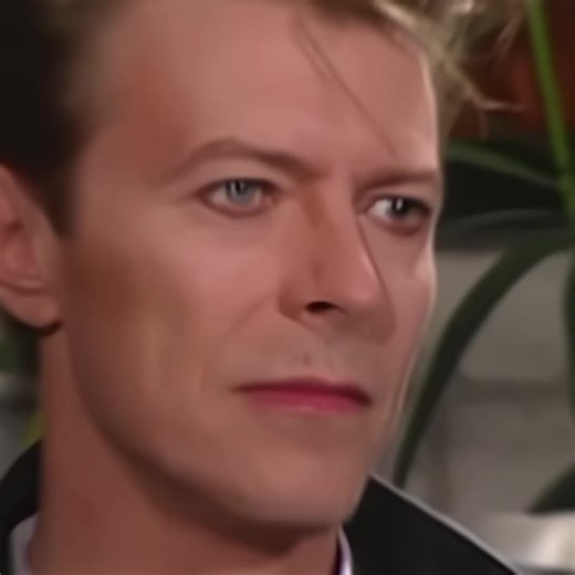 The most iconic man ever 😩🫶 #davidbowie #bowie #davidbowietiktok #davidbowietok #bowietiktok #bowietok #davidbowieenjoyersplsinteract #davidbowieis #davidbowieslays #davidbowieisabaddie #davidbowieenjoyer #bowieforever #davidbowieedit #bowieedit #davidbowieedits #bowieedits #bowieenjoyer #davidbowieisforever