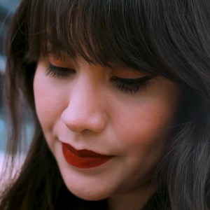 Indi Maverick ya probó las puntas intercambiables del ASUS Pen de Vivobook 13 Slate OLED y descubrió una nueva forma de darle dinamismo a sus diseños. ✍️💻😍 #DIY #CreateWithASUS ✨ | ASUS