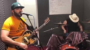 8.6K views · 295 reactions | Ensayando este corridon, aquí andamos en Codigo plebada  | Codigo FN | Facebook