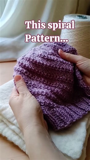 Beginner knitter? You could be knitting this hat 🧶