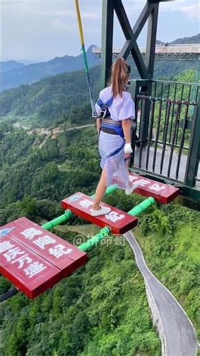 Bungee Jumping With Rope In Beautiful Place:Asmr Bungee Jumping