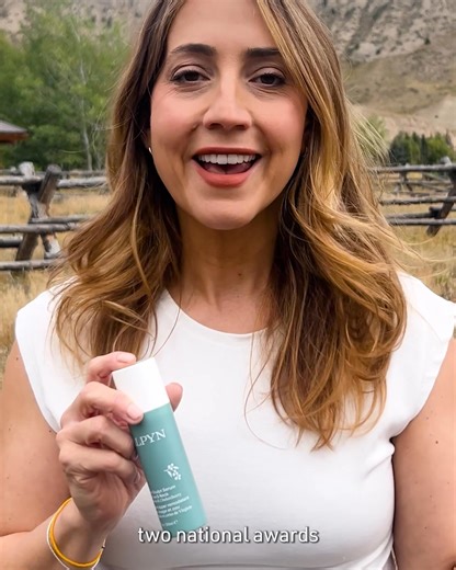 Alpyn Beauty's award-winning Super Sculpt Serum helps visibly lift and firm the look of wrinkles and sagging skin. Shop the clinically proven, clean formula at Credo Beauty. | Credo Beauty