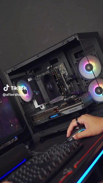 🔥 Unleash next-level performance with the fastest gaming CPU and the powerful Radeon RX 7800XT – the perfect duo for unmatched gaming dominance! 🎮💥 With a Ryzen 7 7800X3D and Radeon RX 7800XT, experience amazing 1440p gaming at its peak, including smooth 60FPS in Black Myth: Wu Kong. Expect ultra-smooth gameplay, stunning visuals, and unbeatable FPS in your favourite titles. Designed for true gamers, this setup delivers exceptional performance across the board. 💥🔥 Ready to elevate your gami