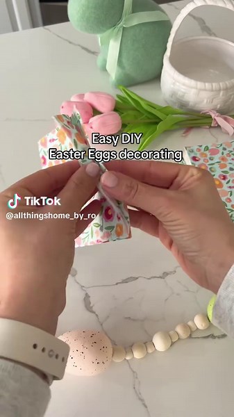 Easy DIY Easter Egg Decorating Craft for Kids