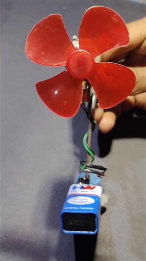 DIY Mini Fan Using Compass | DC Motor + 9V Battery Project