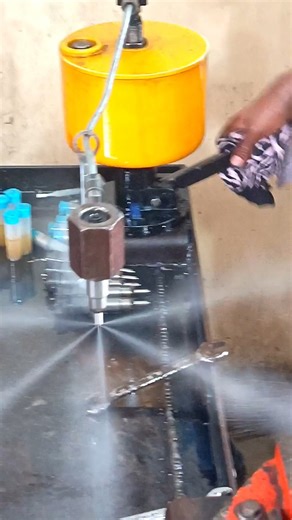 DIY Fuel Injector Cleaning at Home – Easy Method!#HomeMechanic #InjectorService #DIYAutoRepair