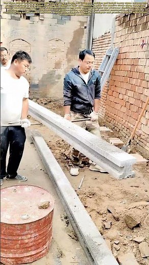 Ancient Engineering: How Workers Install Stone Columns Using Primitive Rail Systems