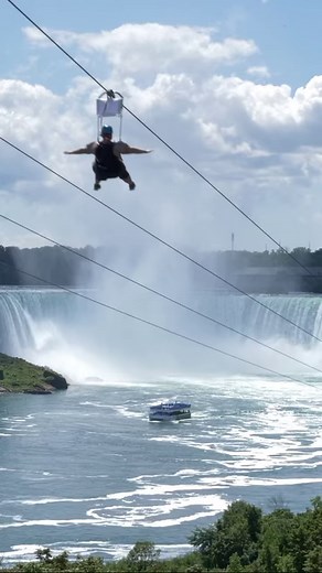 9.2K views · 406 reactions | Niagara Falls is a geological wonder and one of the most famous waterfalls in the world. Straddling the border between the United States and Canada, it has been a popular tourist attraction for over 200 years, as well as a major source of hydroelectric power. ##niagarafalls ##niagara #nigarausa #niagaracanada #Falls #beautifuldestinations #travelniagara #travelreels | zelletravel | Facebook