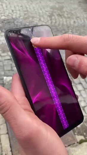 🌟 Zip into a New Look with Custom Lock Screen Wallpapers! 📲