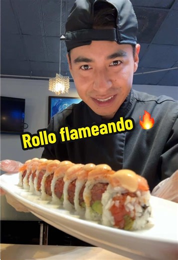 Rollo flameando #sushiroll #chef #josomaki #deliciousfood #torch | sushi rolls