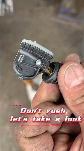 To fix the issue, replace the sensor with an auto-matching TPMS sensor #tpms#carrepair