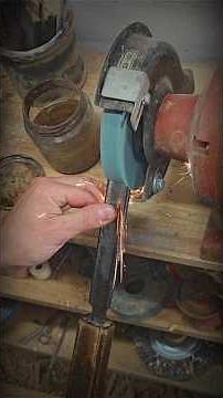 Affûtage de la gouge à dégrossir ou gouge d'ébauche.