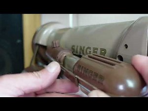 Short - Singer Bulb Removal and Refitting - Older Style Singer Sewing Machines