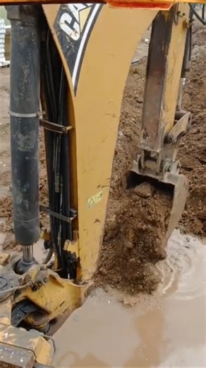 How to trench with backhoe