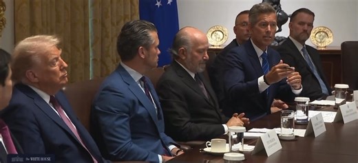 185K views · 4.3K reactions | The U.S. Department of Transportation gave states more than a MONTH to comply with our English language proficiency requirements for commercial drivers. When states don’t comply, they put American families on the road in danger. This is just the beginning. We will never stop fighting to put American truckers first. | Secretary Sean Duffy | Facebook