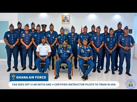 CAS Sees Off 12 Ab Initio and 4 Certified Instructor Pilots to Train in USA.