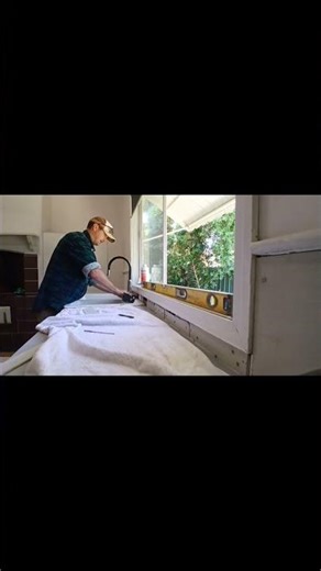 Prepping a Kitchen for a New Splashback