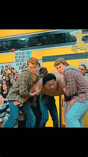 THE HOLLYWOOD PALETTE on Instagram: "Central Intelligence (2016) 😂💥 Central Intelligence is a hilarious action-comedy that pairs high school opposites in an unexpected adventure. A former bullied kid turns into a CIA agent and pulls his old classmate—now a regular accountant—into a dangerous mission filled with twists, shootouts, and nonstop laughs. With great chemistry between Dwayne Johnson and Kevin Hart, the movie mixes friendship, self-confidence, and action in a fun, lighthearted way. Ha