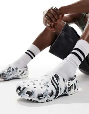 Crocs unisex classic marbled clog black and white | ASOS