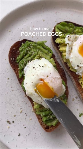 How to Make Perfect Poached Eggs in Simple Steps