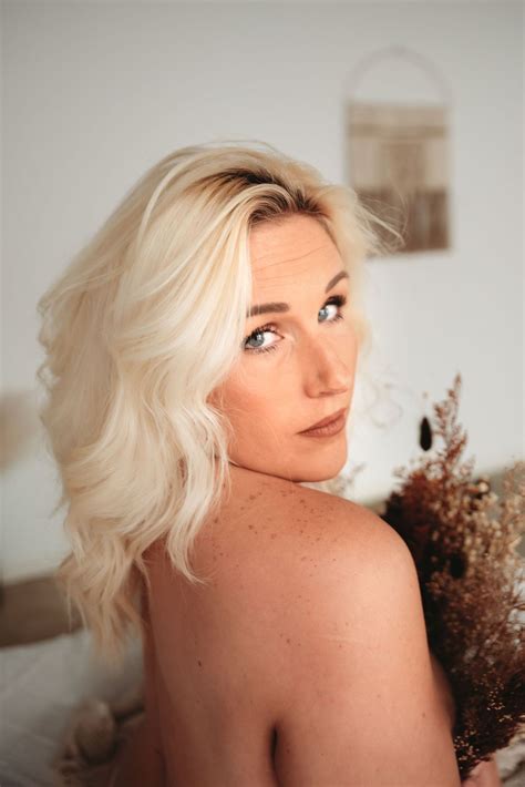 Boudoir Session Ashley Dawn Photography
