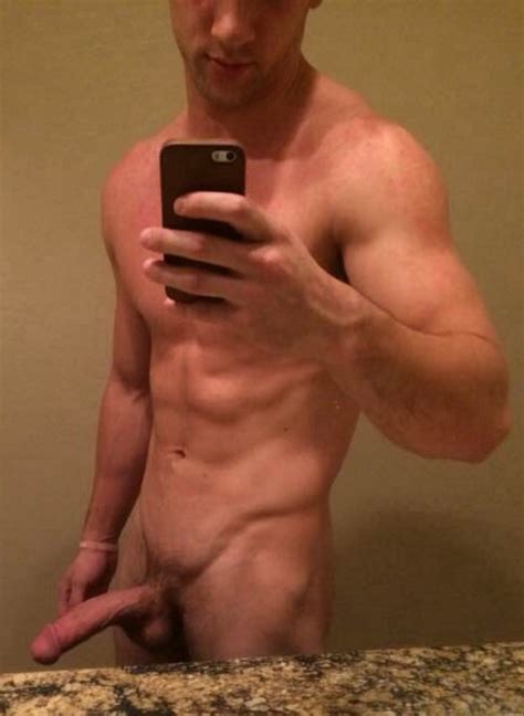 OMG He S Naked YouTube Sensation Tom Phelan From Nickelodeon S React