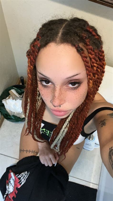 Helena On Twitter This Was My First Selfie Of The Year