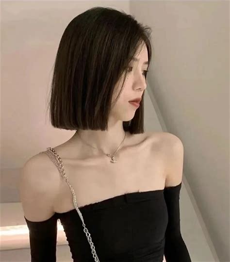 利落干练一刀切短发 沙宣直短发超酷炫 短直发发型 美发站
