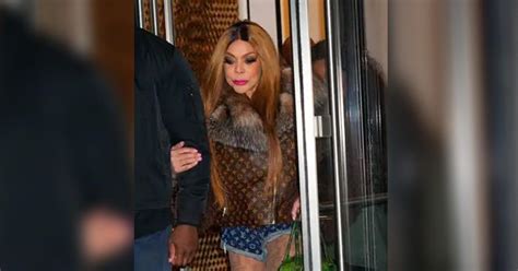 Wendy Williams Spotted Drinking Alone Before Heading To Nyc Gay Bar