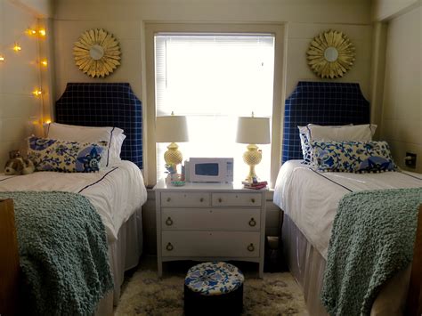 Freshman Year Dorm Room At Samford University Decoraciones De Cuartos Cuartos