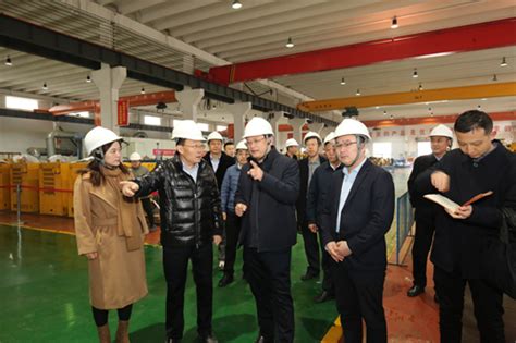 济宁市人民政府 县区动态 邹城市王建文调研攀登企业发展情况