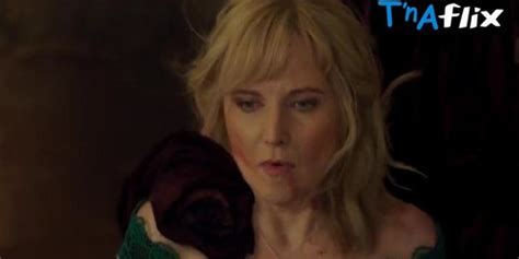 Chelsie Preston Crayford Breasts Butt Scene In Ash Vs Evil Dead