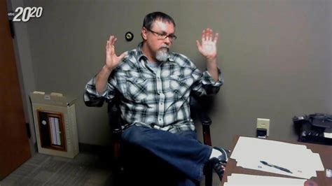 Video Shows Police Question Tad Cummins About Relationship With Elizabeth Thomas