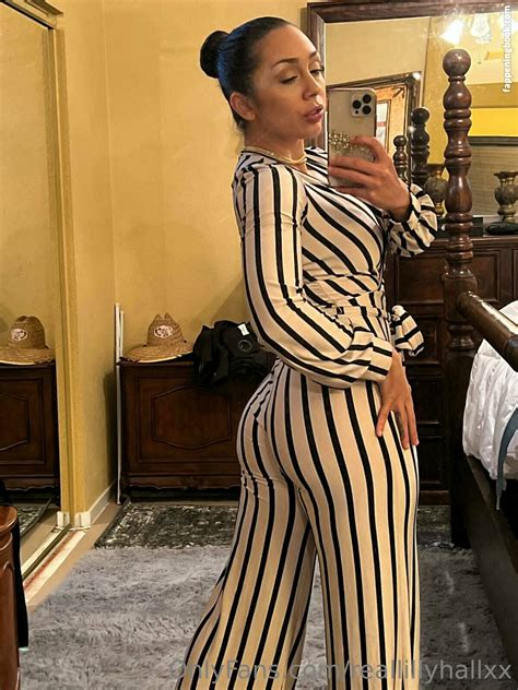 Lilly Hall Reallillyhallxx Nude Onlyfans Leaks The Fappening Photo 4842541 Fappeningbook