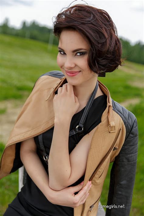 Hd Wallpaper Women Diana Women Outdoors Wallpaper Flare