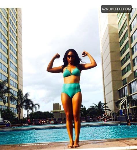 ZERLINA MAXWELL Feet AZNudeFeet